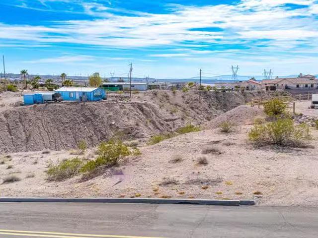 3050 Larkwood Ave, Bullhead City, AZ 86429 MLS 1029368