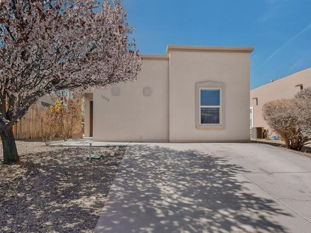 3050 Primo Colores St, Santa Fe, NM 87507