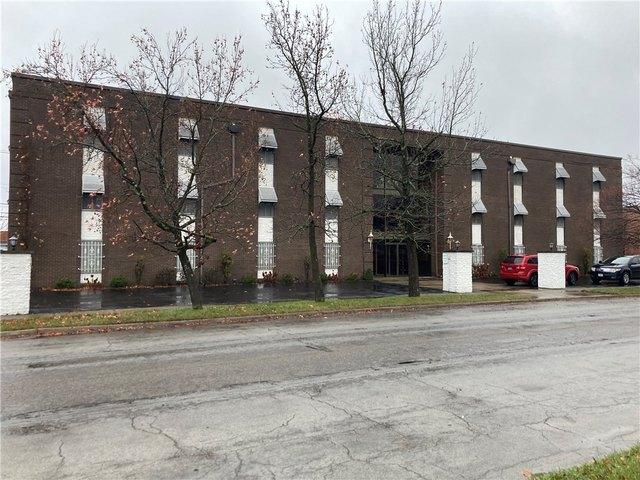3050 Valerie Arms Dr, Harrison Township, OH 45405