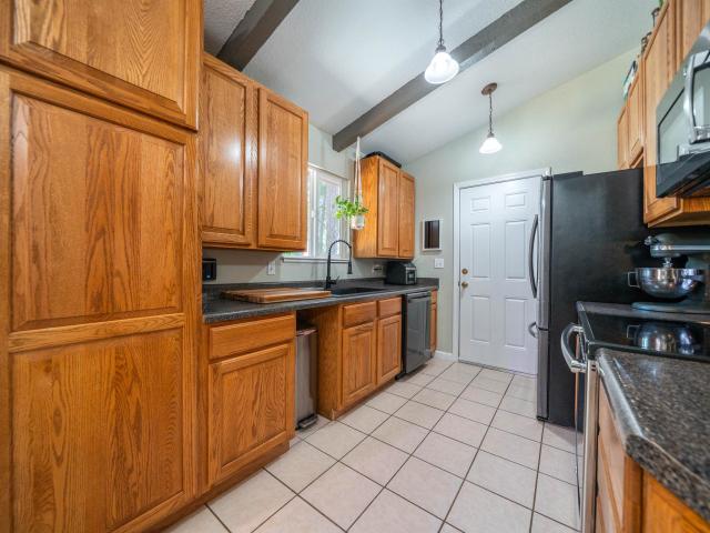 30519 Sleepy Hollow Dr