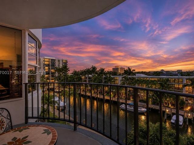 3051 NE 48th St Apt 406, Fort Lauderdale, FL 33308