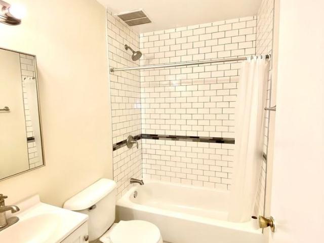 3051 Fardale 2 Bedroom Apartment for Rent at 3051 W Fardale Ave, Milwaukee, WI 53221 Southpoint