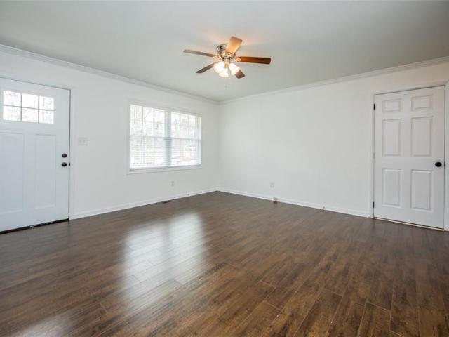 3051 Fern Valley SW