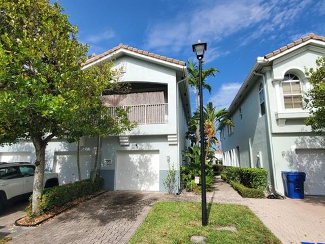 3051 Laurel Ridge Cir, Riviera Beach, FL 33404