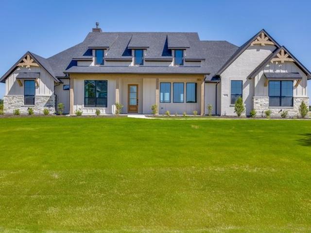 3051 Paradise Mountain Way, Waxahachie, TX 75167