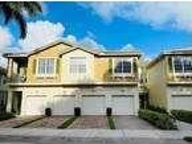 3051 SE Lexington Lakes Dr #201, Stuart, FL 34994