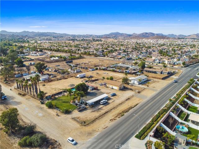30525 Old Windmill Rd, Menifee, CA 92584 | MLS #PW25017