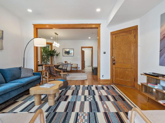 3052 N Kedzie Avenue # 1F