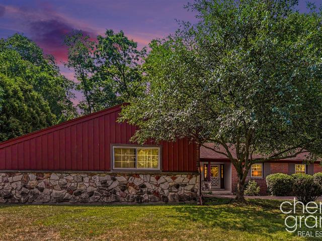 3052 Bonita Drive