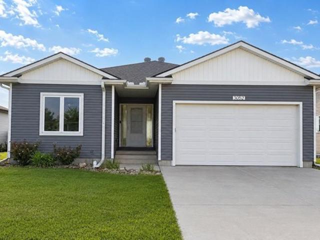 3052 Kozy Dr, Columbus, NE 68601