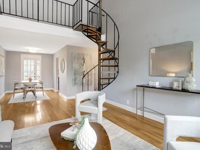 3052 S Buchanan St Apt C1, Arlington, VA 22206