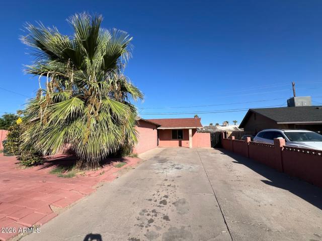 3053 N 53RD Drive