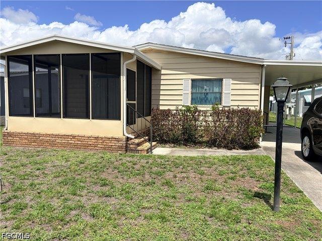 3053 Artesian Ln, North Fort Myers, FL 33917