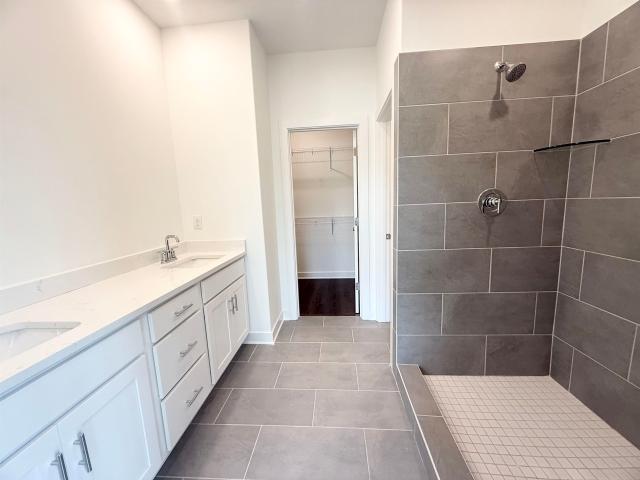3053 portage dr