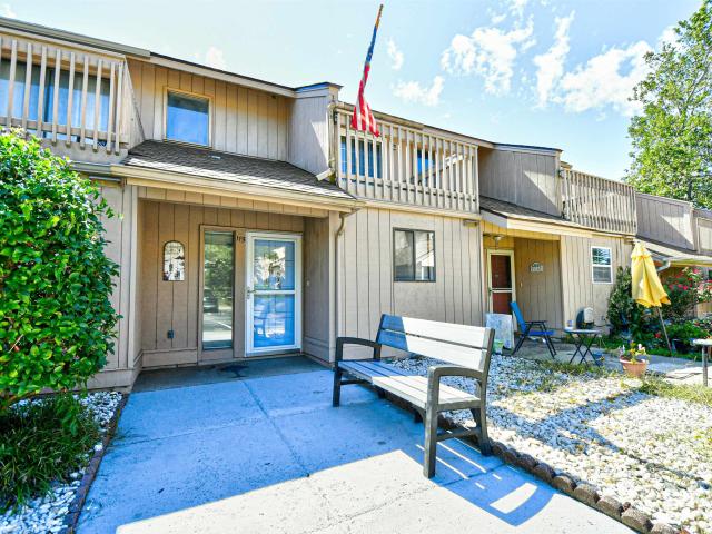 305 21st Ave. S 115