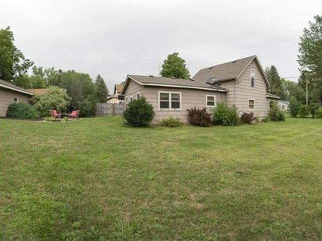 305 2nd St NE, Pine City, MN 55063