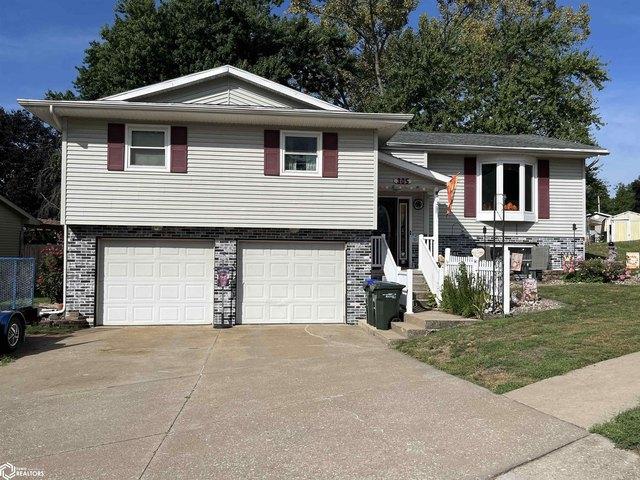 305 34th St, Fort Madison, IA 52627