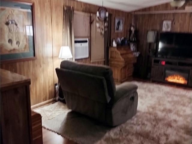 305 6th Street