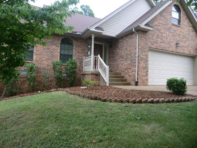 305 Cody Hill Pl