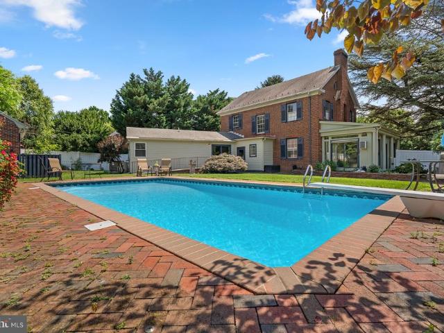 305 College Place