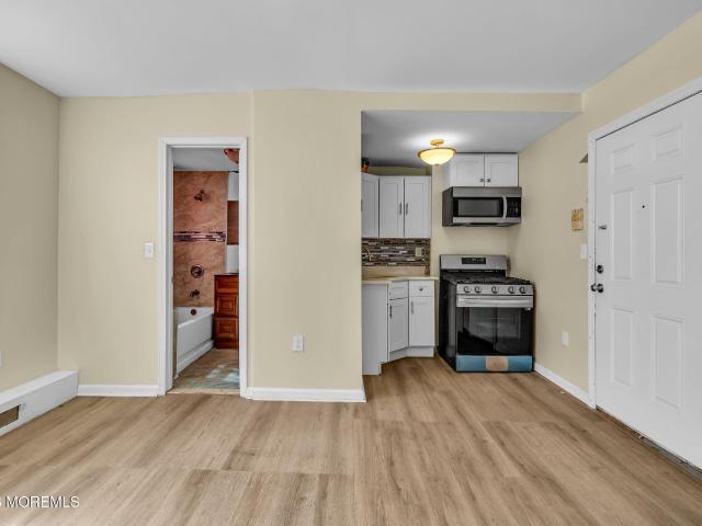 305 Cator Avenue Unit 1B