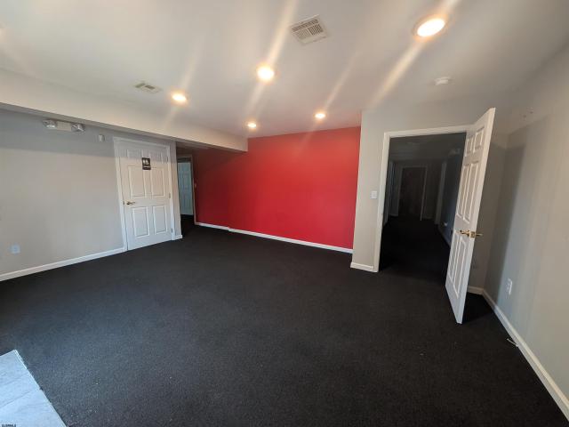 305 Central Ave