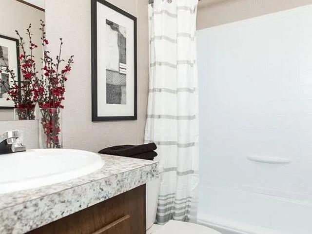 305 Chestnut Ridge Way, Newport, TN 37821