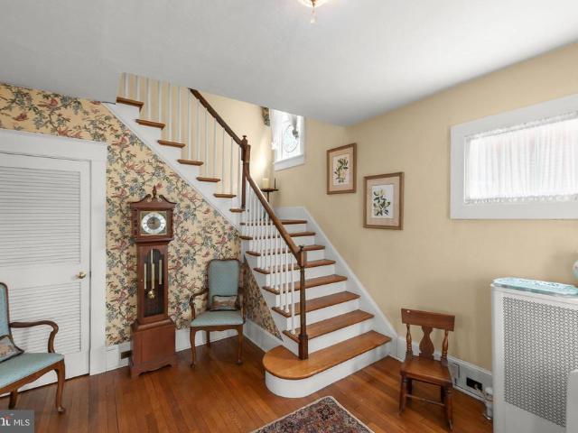 305 Amherst Street