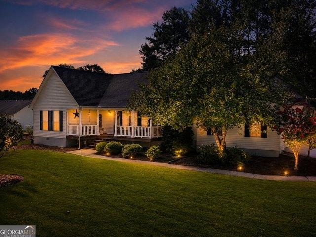 305 Annie Ln, Locust Grove, GA 30248