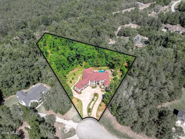 305 Alabaster Court