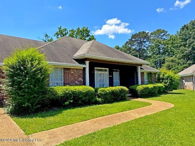 305 Alder Cove