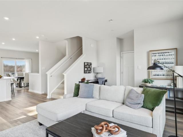 305 Alliance Drive