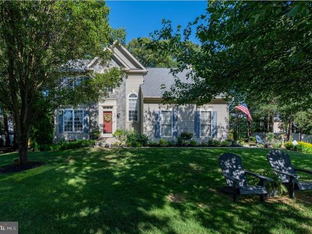 305 Arlington Ct, Severn, MD 21144
