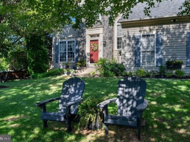 305 Arlington Court