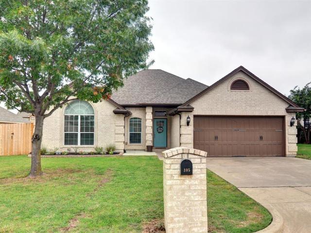 305 Aspen Court W