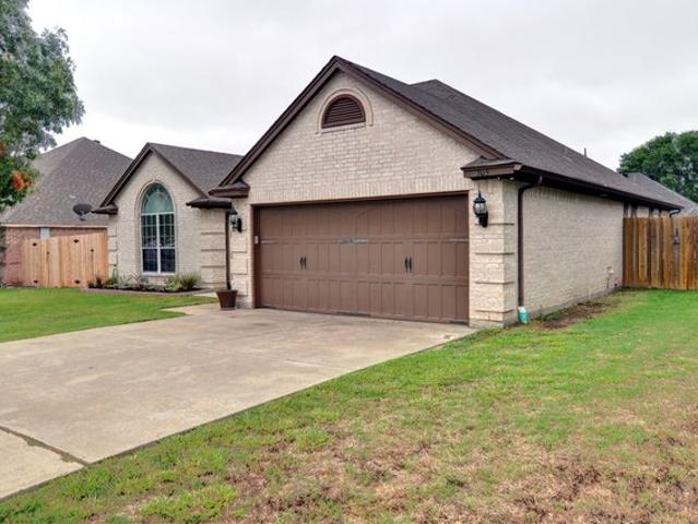 305 Aspen Ct W, Aledo, TX 76008