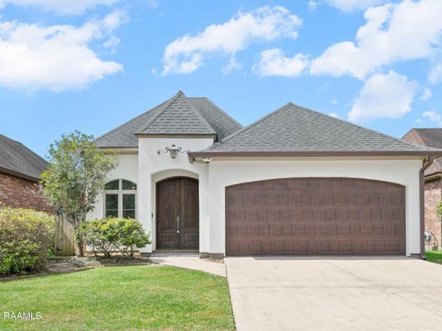 305 Barataria Bay Pt, Lafayette, LA 70508
