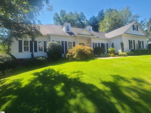 305 Beckworth Dr, Taylors, SC 29687