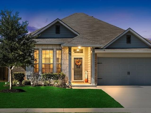 305 Brocks Ct, Montgomery, TX 77356