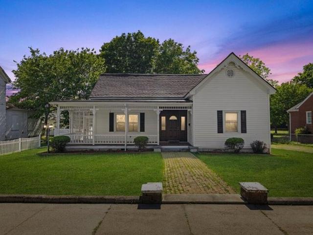 305 Broad St, Oxford, NC 27565
