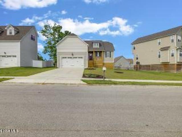 305 Broadleaf Drive