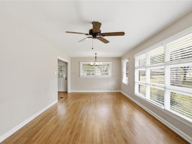 305 Brookwood Drive SW