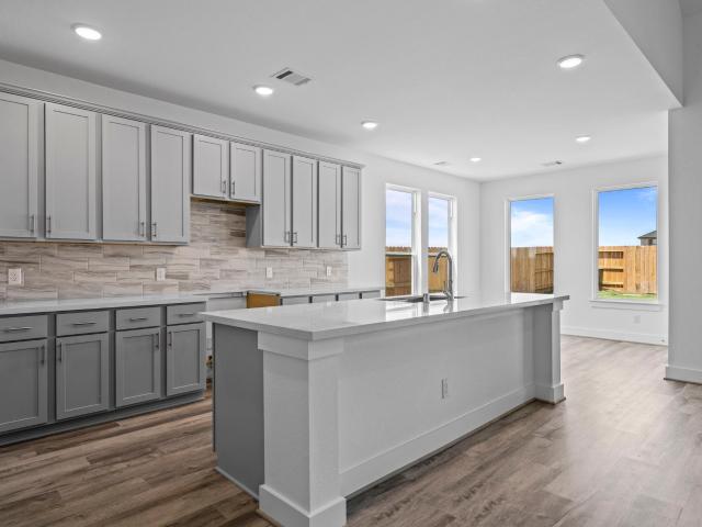 305 Gambels Quail Rd, Waller, TX 77484 | MLS #28479