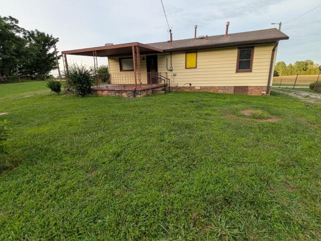 305 Gracey Sinking Fork Road
