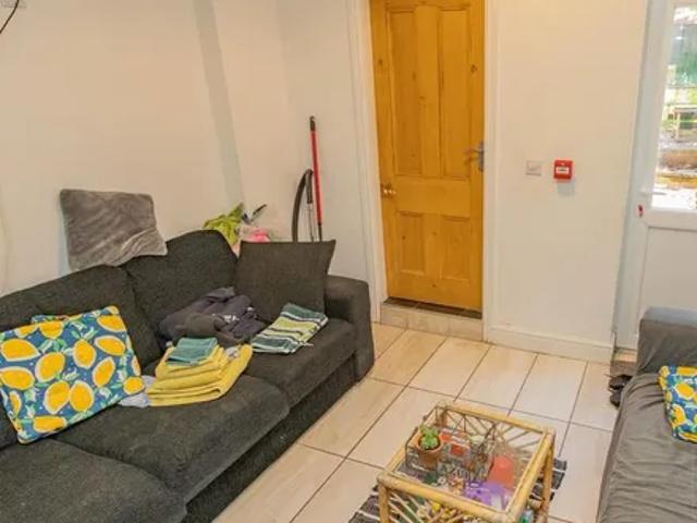 305 Dawlish Road, Stirchley, B29 7AU, United Kingdom | 6 bed house for rent #139402831 | Rentberry