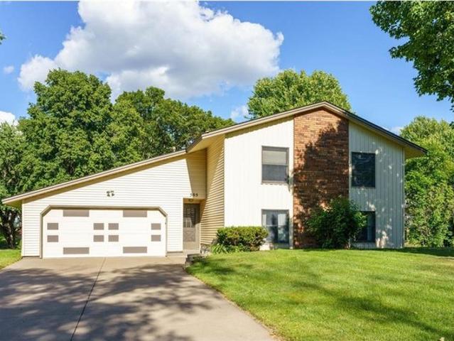 305 Darrel Ct, Stillwater, MN 55082