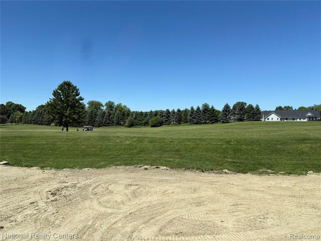 305 Devonshire Drive # 8