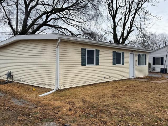 305 E 5th St, Cahokia, IL 62206 | MLS #25082