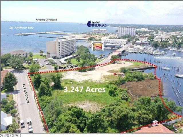 305 E Beach Dr, Panama City, FL 32401