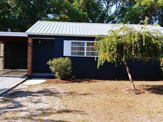 305 E Hydrangia St, Tampa, FL 33612